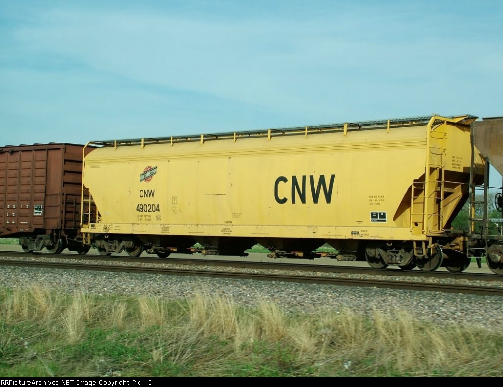 CNW 490204